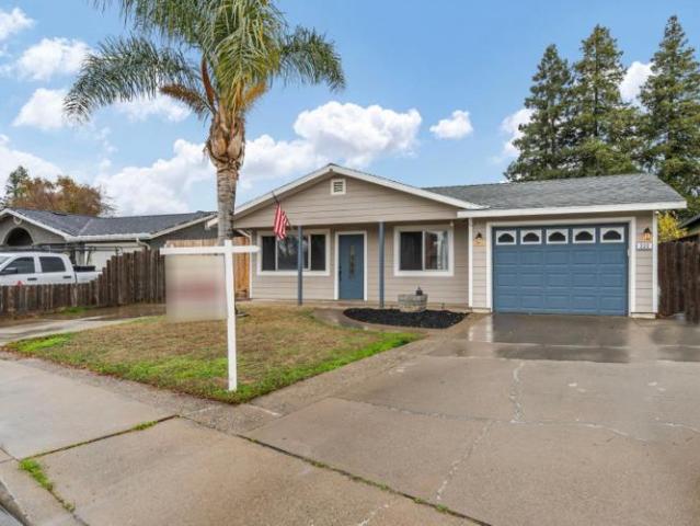 320 Becky Way, Waterford, CA 95386