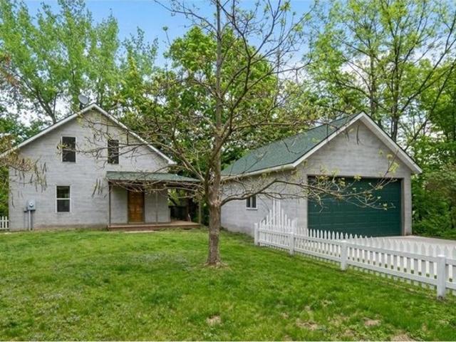 320 Bluff St, Clearwater, MN 55320