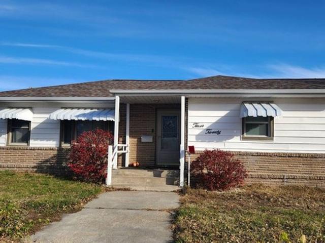 320 Grant St, Saint Paul, NE 68873