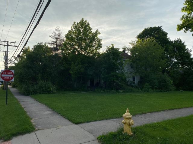320 Grant Pl, Park Ridge, IL 60068 | MLS #12500 | Compass