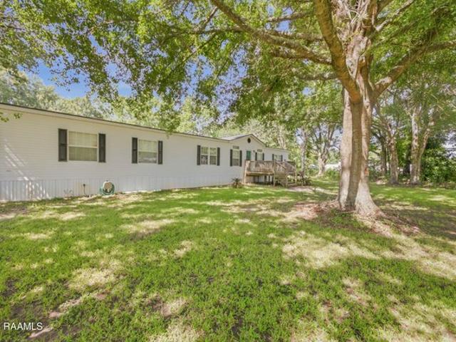 320 Doral St, Sunset, LA 70584