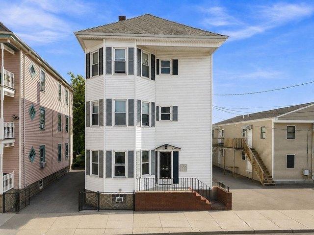 320 Davis St, New Bedford, MA 02746