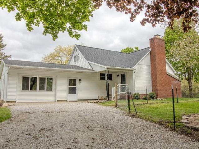 320 E 450 S, Knox, IN 46534