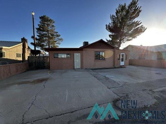 320 E 7th St, Lordsburg, NM 88045
