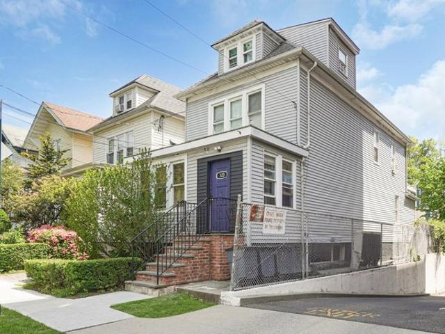 320 E 235th St, Bronx, NY 10470