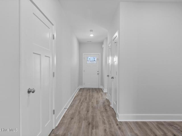 320 E Theriault Court