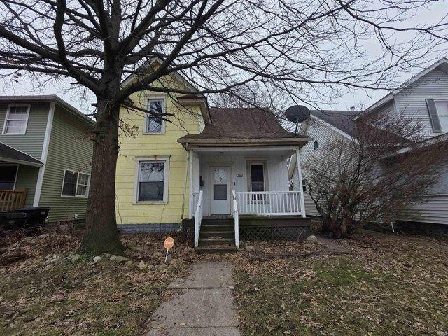 320 E Fox St, South Bend, IN 46613