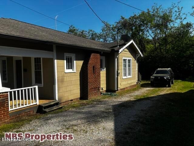 320 E Glenwood Ave