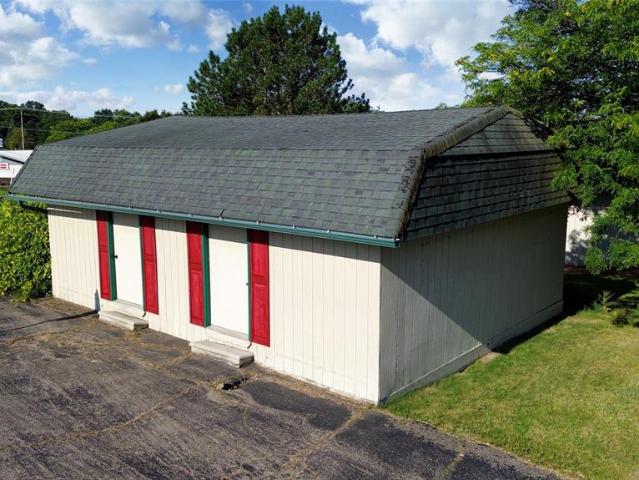 320 E Grand Blanc Road