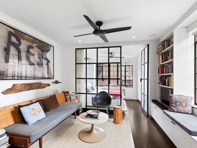 320 East 42nd Street, New York, NY