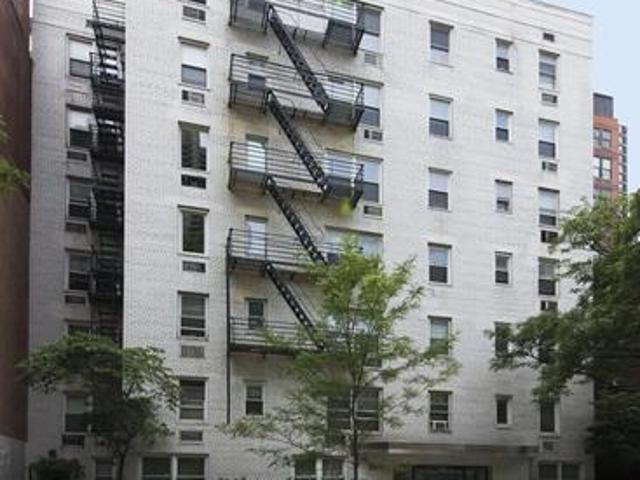 320 East 35th Street, New York, NY