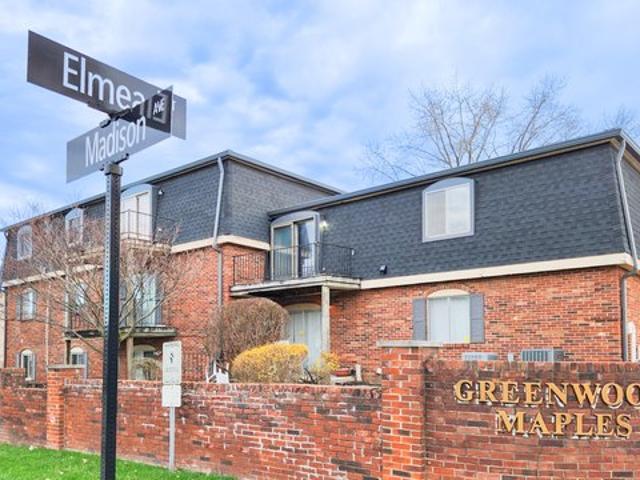 320 Elmead Ct Apt 2002, Greenwood, IN 46142