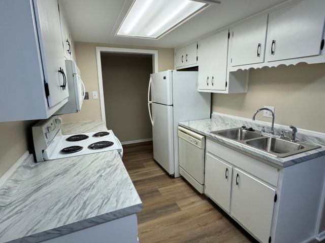 320 Elmead Court # 1003