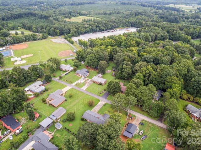 320 Forest Park Dr, Denton, NC 27239 | MLS #4292 | Compass