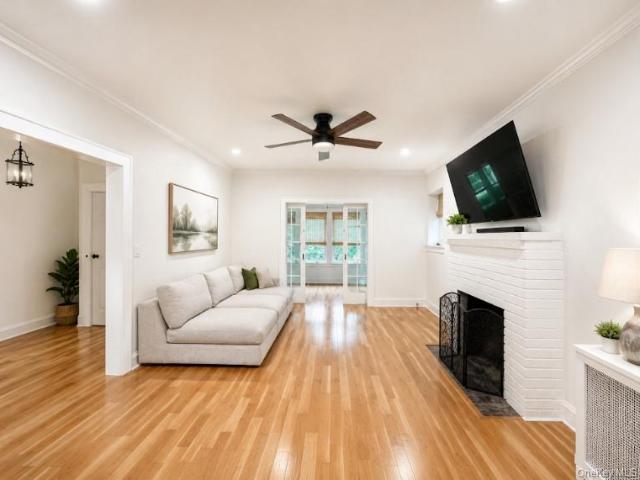 320 Forest Road