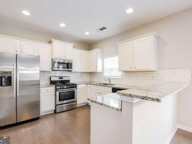 320 Fern Court