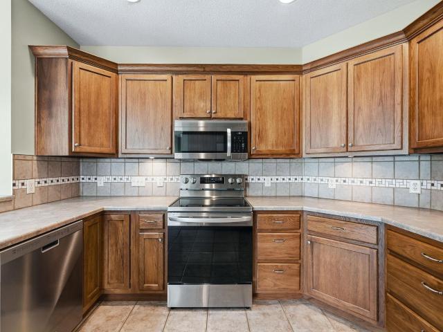 320 Fiddlers Cove