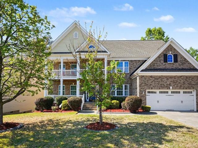 320 Knollcrest Ln, Knightdale, NC 27545
