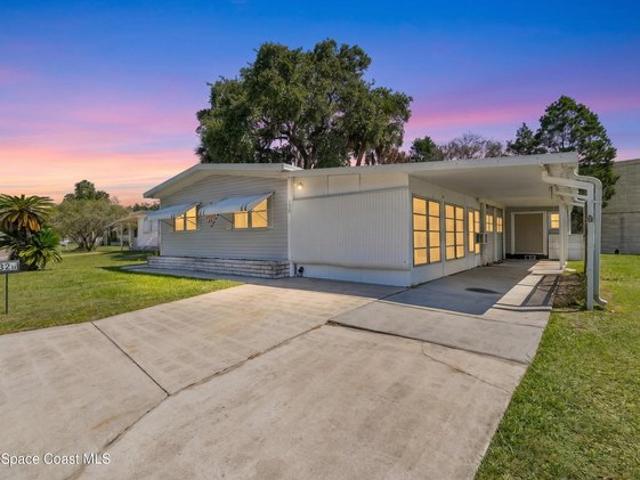 320 Holiday Park Blvd NE, Palm Bay, FL 32907