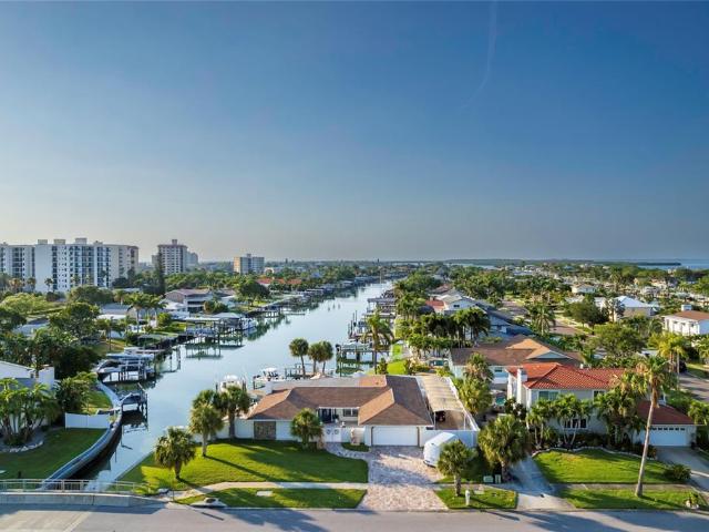 320 Harbor Psge, Clearwater Beach, FL 33767 | MLS #TB8433 | Compass