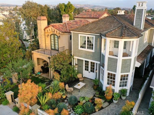 320 Heliotrope Avenue