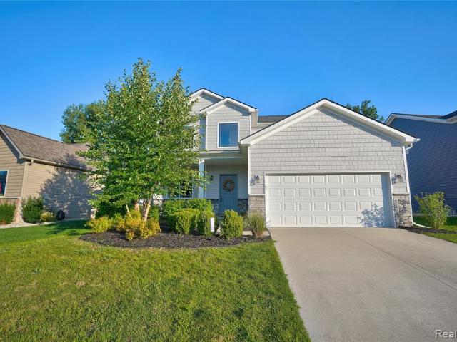 320 Hidden River E