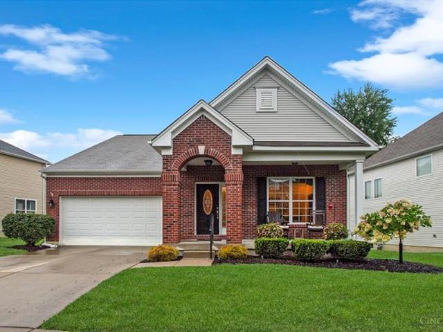320 Huntington Dr, Hamilton Township, OH 45039