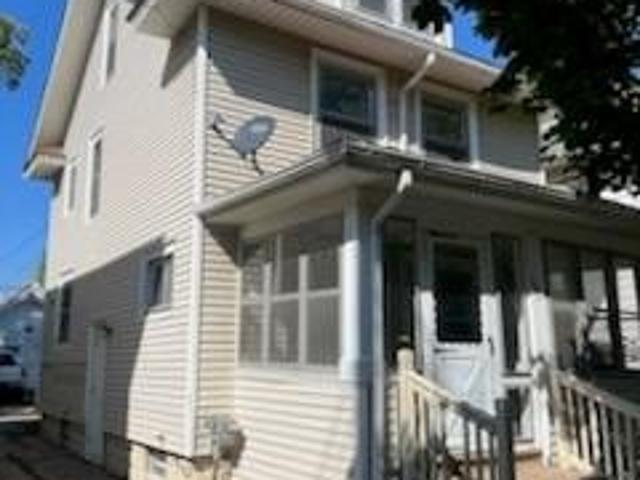 320 Huron St, Lansing, MI 48915