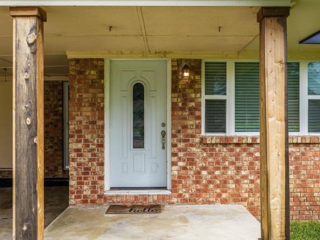 320 Indianhead Drive