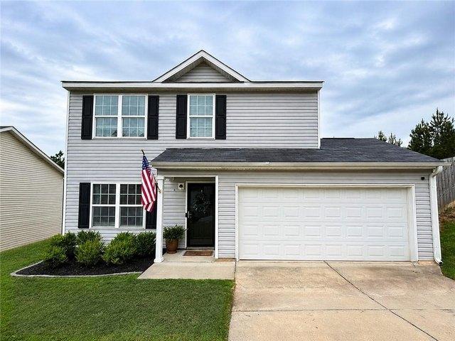 320 Irish Ln, Phenix City, AL 36869