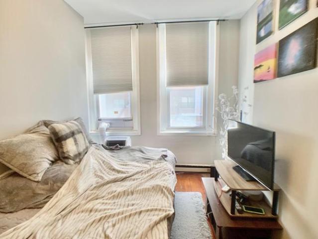 320 Jefferson St #1LF / 2, Hoboken, NJ 07030