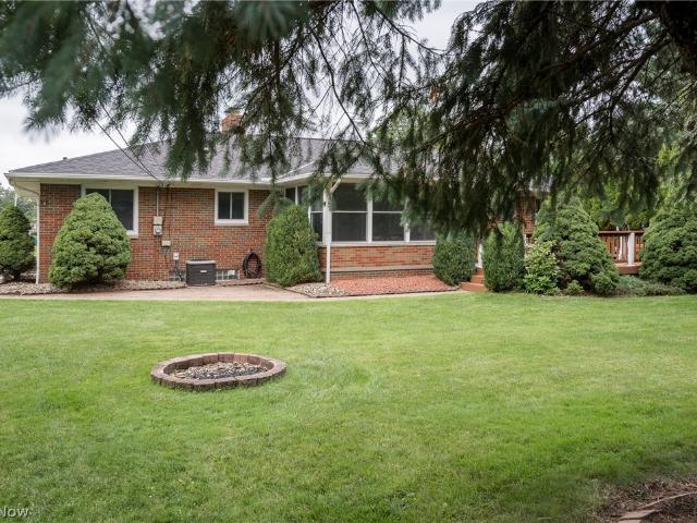 320 Justo Lane