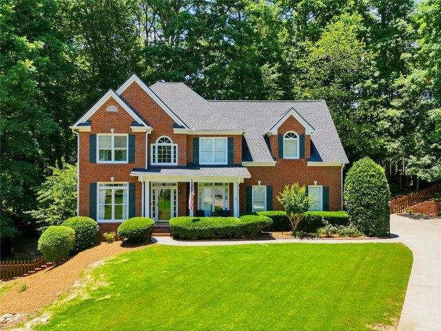 320 Oak Meadow Dr, Woodstock, GA 30188