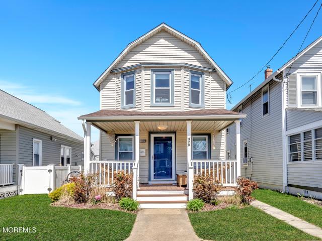 320 Ocean Park Avenue