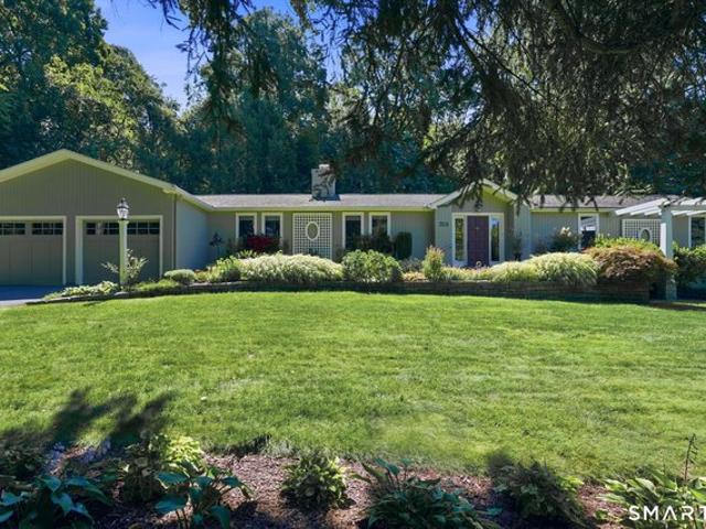 320 Overlook Rd, Glastonbury, CT 06033