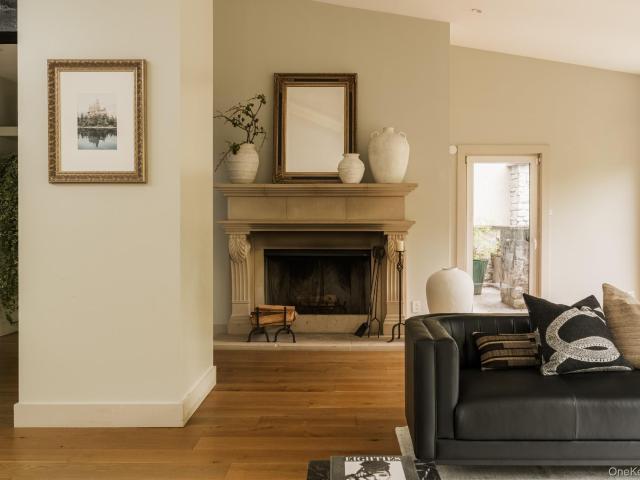 320 Long Hill Road