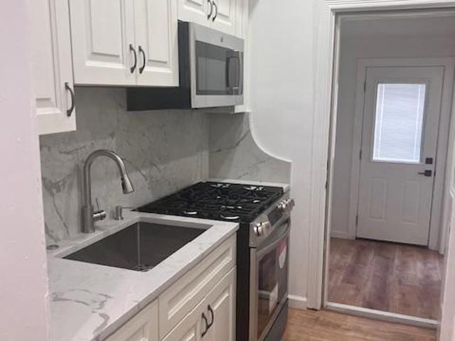 320 Loney Street # 1ST FL