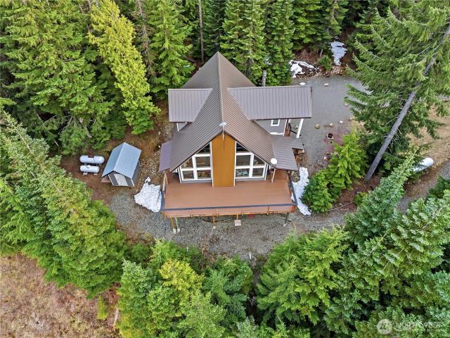 320 Lakeview Way