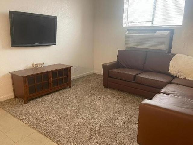 320 Lee Ave, Bullhead City, AZ 86429