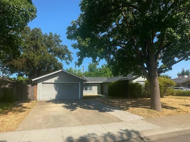 320 Linfield Dr, Menlo Park, CA 94025