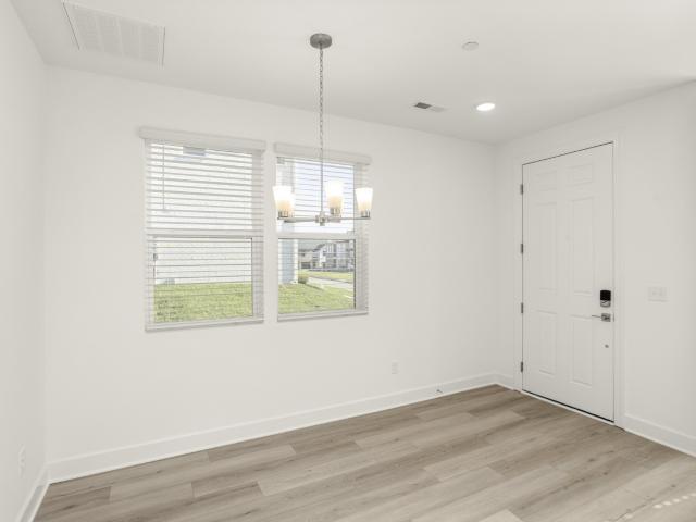 320 Lynwood Station Blvd