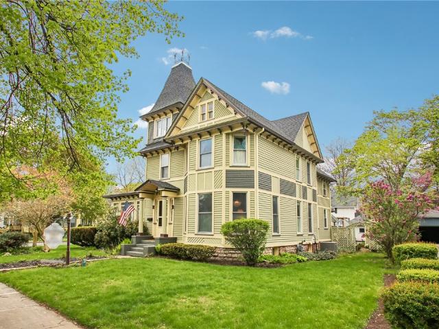 320 Main Street