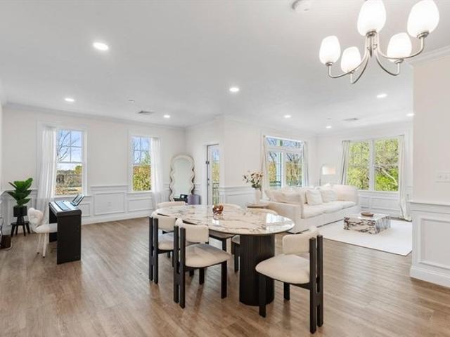 320 Middlesex Ave Unit E307, Medford, MA 02155