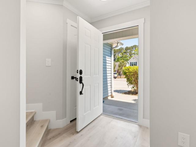 320 Muscari Dr