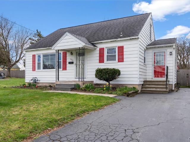 320 Myron Rd, Camillus, NY 13219 | Compass