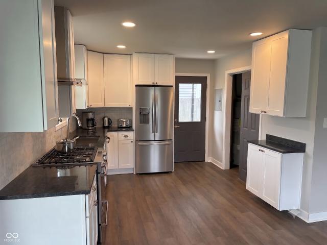 320 N 7th Avenue