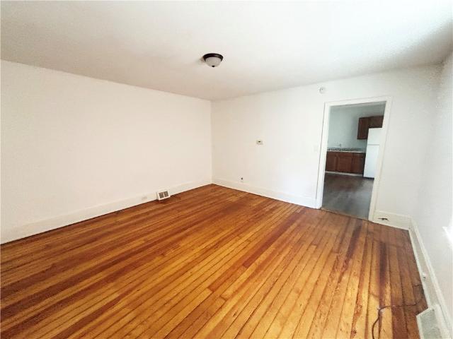 320 N 3rd