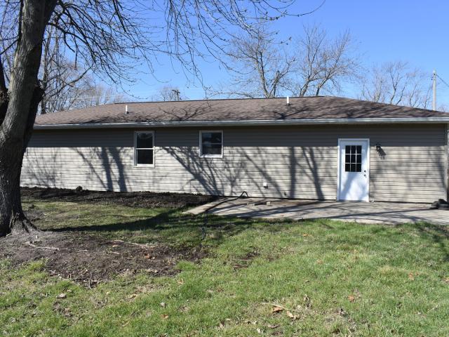 320 N Walnut