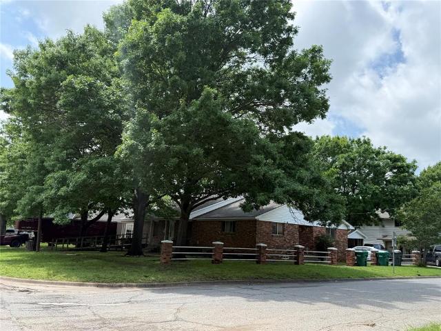 320 N Cleveland Ave, Sherman, TX 75090 | MLS #21227
