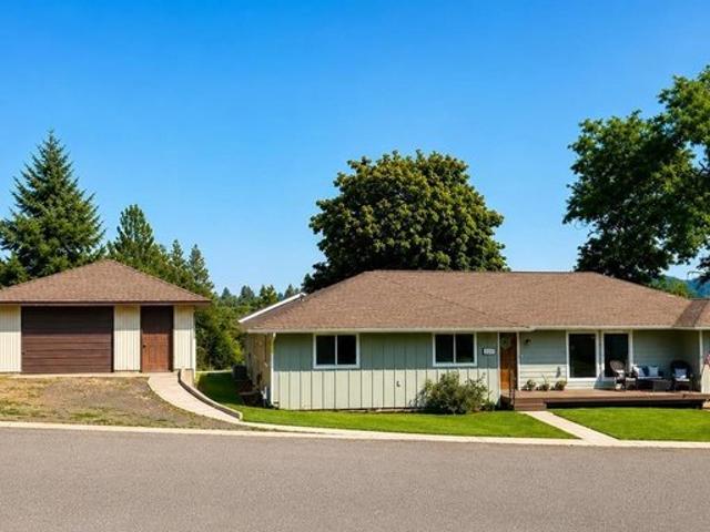 320 N F St, Palouse, WA 99161